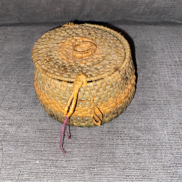 Hand Crafted | Other | Small Vintage Attached Lidded Hand Woven Basket ...